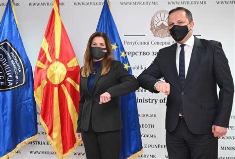 Средба Спасовски Брнз Одличната соработка продолжува Денес Магазин