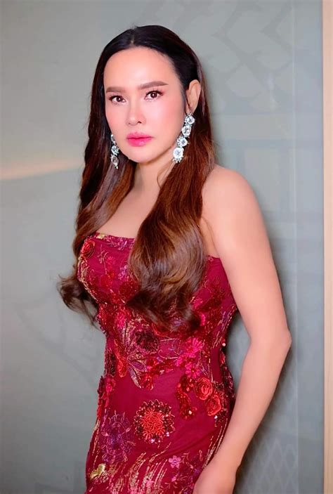 ถ้าพูดถึง ใหม่ เจริญปุระ คุณจะนึกถึงอะไรบ้าง ขอ 3 5 อันดับ Pantip