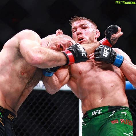 Dricus Du Plessis Wiki Biography Age Gallery Spouse And More