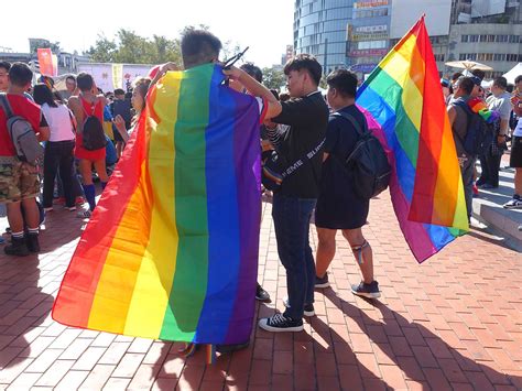 「台中同志遊行（台中lgbtプライド）」2019に過去最大の25万人！同性婚実現だけじゃない参加者爆増の理由は？