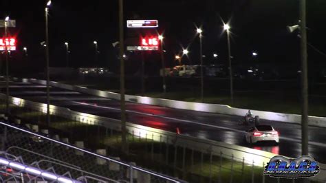 Tesla Plaid Races Dragster Trackhawk Gt500 Camaro Guess It Wanted