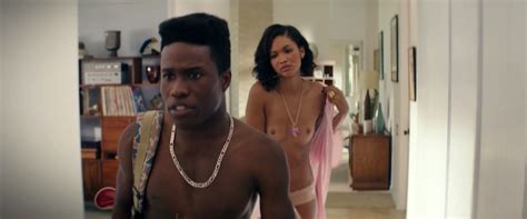 Chanel Iman Nue Dans Dope