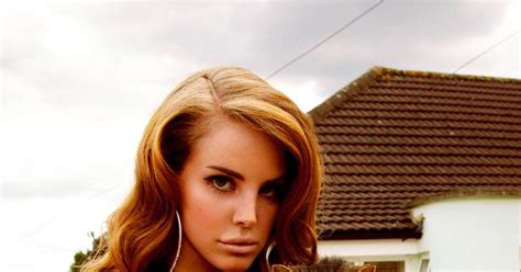 Lana Del Rey Biography Quotes And Facts British Vogue