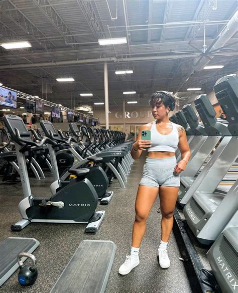 I Enjoy Flexing My Hard Work Rfitnessbeauties