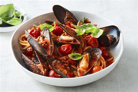 One Pot Spaghetti With Mussels And Tomato Recipe Recipe Cart