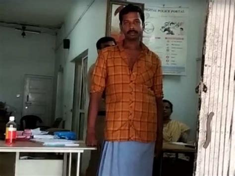 വാഹനത്തിന്റെ ഫോട്ടോയെടുത്ത് അയയ്ക്കുംഗൂഗിള്‍ പേ വഴി പണം വാങ്ങും