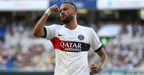 المفاوضات تتقدم هل يعوّض الهلال مع نيمار خسارة صفقة ميسي