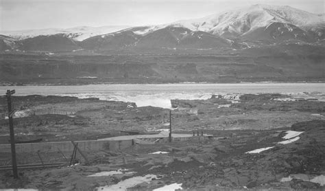 Celilo Falls Off Season The History Museum Of Hood River County