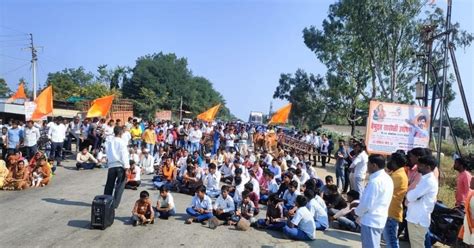 Maratha Reservation अंबड जालना महामार्गावरील लालवाडीफाट्यावर सकल