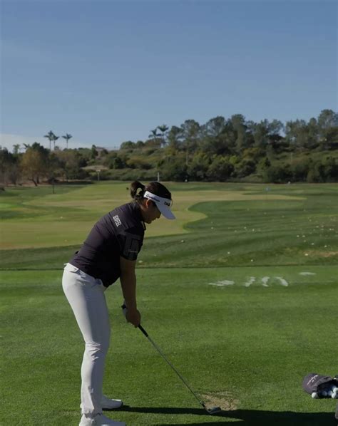 테일러메이드 코리아 나를 더 빛나게 글로리를 사용하는 모든 여성 골퍼를 위한 온라인 커뮤니티 글로리데이즈 지금 가입하면 정회원 대상 웰컴 기프트 및 선착순 300명을