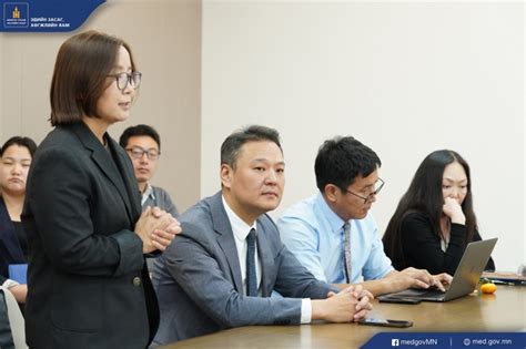 “ХӨГЖЛИЙН ЦАГ” ЦУВРАЛ ХЭЛЭЛЦҮҮЛГИЙН 7 ДАХЬ ДУГААРТ “ЭХ ОРОНДОО Л ОЧИХСОН БАРИМТАТ КИНО БАГИЙН