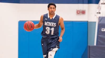 Hoopistani Indias Amjyot Singh And Indian American Gokul Natesan Both