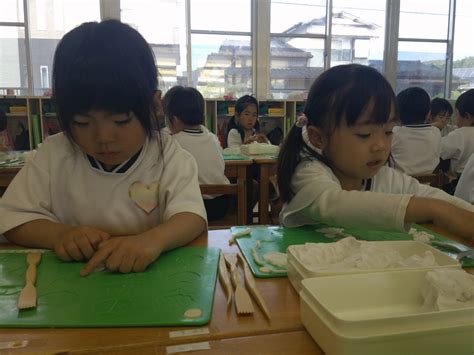 すみれ）粘土で遊んだよ！