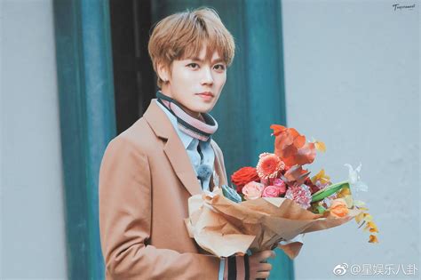 品品一组林彦俊《小姐姐的花店》录制饭拍小姐姐的花店神仙林彦俊新浪新闻
