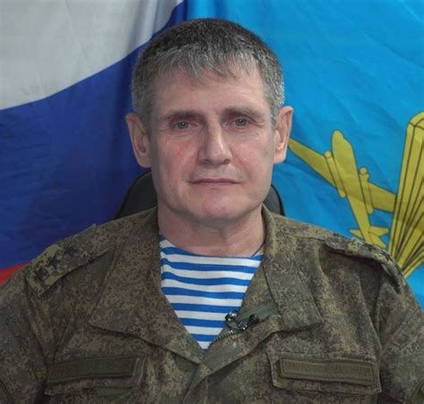 Поздравление Командующего Воздушно десантных войск Героя Российской