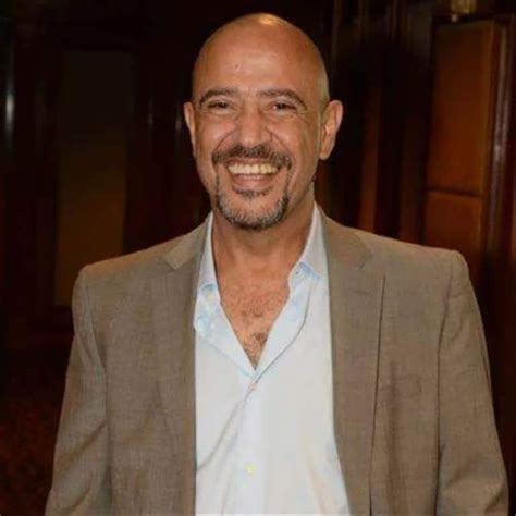 ما لا تعرفه عن عادل إمام من هو؟ سيرته الذاتية، إنجازاته وأقواله