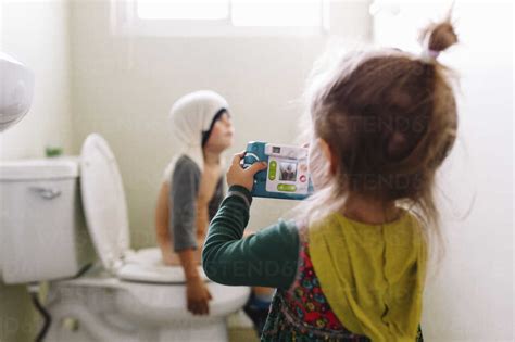 Girls Toilet Telegraph