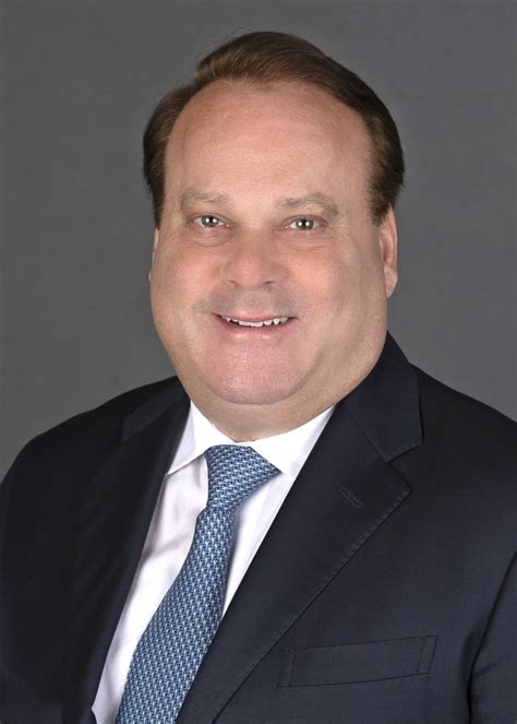 Dr Lyons