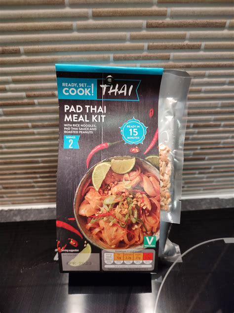 Review Aldis Pad Thai Meal Kit