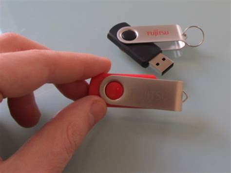 Liliputing Giveaway Fujitsu Usb Flash Drives Gb Each Liliputing