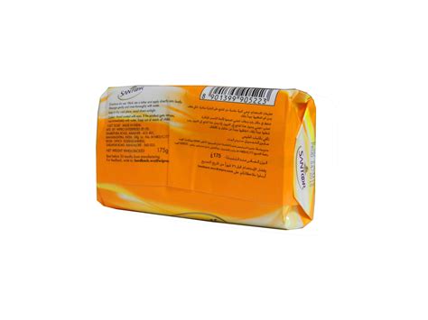Santoor Sandal And Turmeric Bath Soap 175g Price In Bahrain Buy