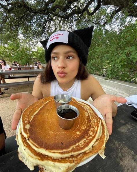 Celebrities With Pancakes