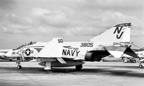 Mcdonnell Douglas F 4j Phantom Ii Aero Research Photo Gallery