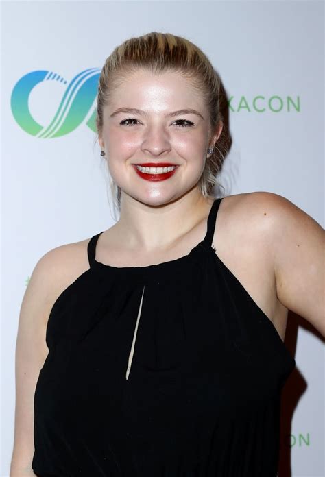 Picture Of Bryn Apprill