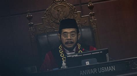 Denny Indrayana Akan Laporkan Anwar Usman Atas Dugaan Pelanggaran Etik