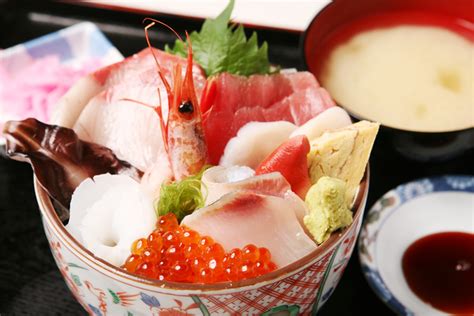 魚市場食堂 小田原・箱根の人気観光地をご紹介！ 【公式】観光フリーペーパー『旅うらら』