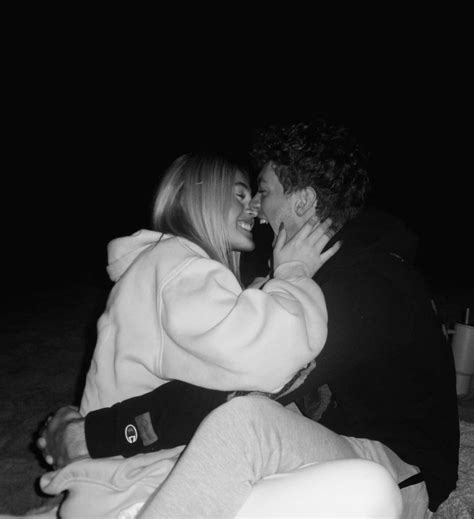 Hijo De William Levy Y Elizabeth Gutiérrez Se Muestra Muy Enamorado