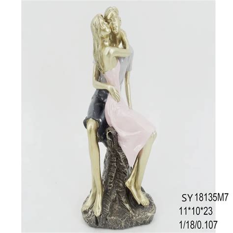 Resin Love Couple Figurine In Resin Crafts For Home Decoration Buy