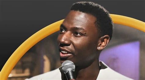 Comedian Jerrod Carmichael To Host Golden Globes Hollywood News The