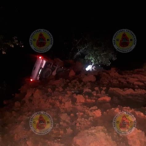 Vehículos Quedan Soterrados Emisoras Unidas Costa Sur