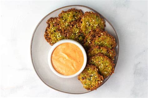 Baked Avocado Chips 1g Carbs • Low Carb Nomad