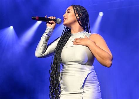 Jorja Smith Body Shamed On Twitter Despite Looking Fantastic
