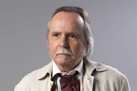 Conheça Daniel personagem de Tato Gabus Mendes na novela Quanto Mais