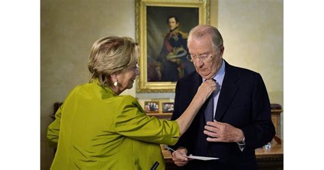 Кралят на Белгия Абдикирам на 21 юли