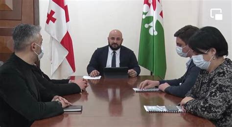 ავთანდილ თალაკვაძემ მუნიციპალიტეტის მერიის სხდომაზე 12 ახალი პროექტი წარადგინა Bpn