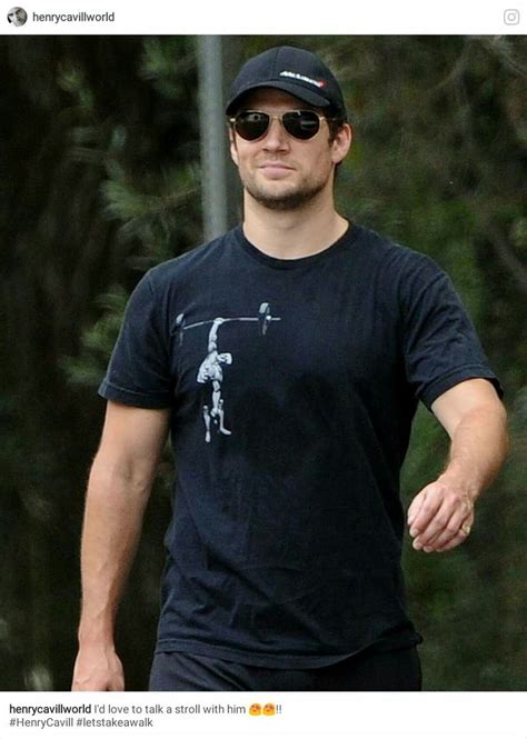 Pin By Yonnie Smith On Sexy Henry Cavill Henry Cavill British Actors