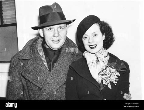 Charles Laughton Left And Wife Elsa Lanchester Sailing For England