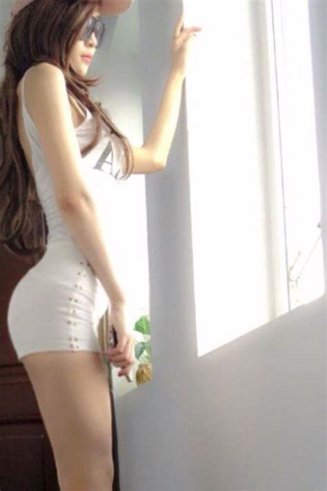 Naked Thu Hang In The Viet Nam Personal Show