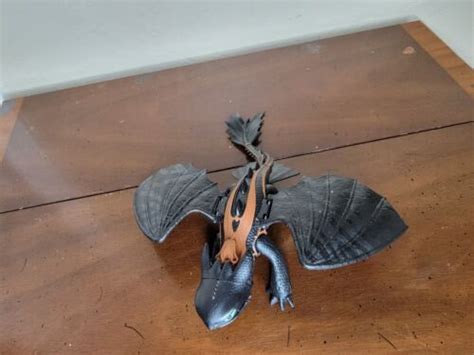 Toothless Figure 8 Dreamworks How To Train Your Dragon Toy 2018 Dwallc