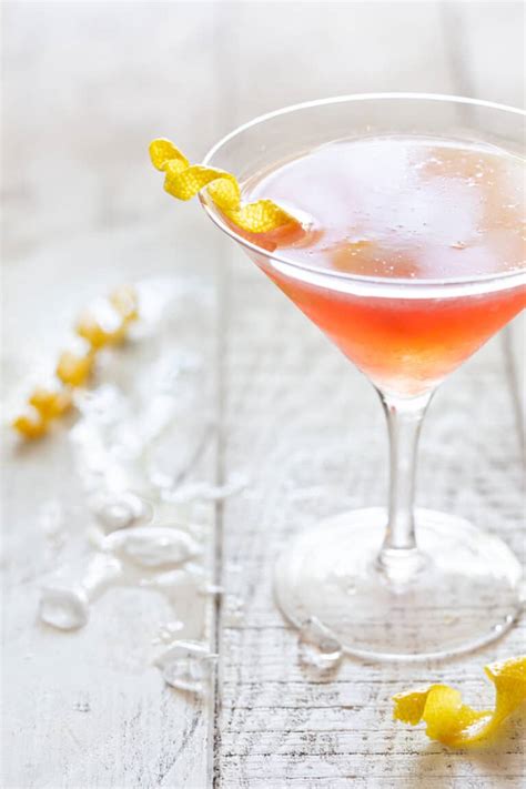 The Best Classic Cosmo Recipe Garnish With Lemon