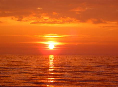Sunrise And Sunset Times In Genova Today And 2025