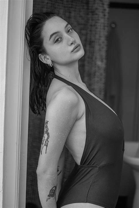 Victoria Abril Epbookers