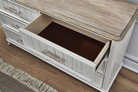 8510 Beach Comber Bedroom American Woodcrafters