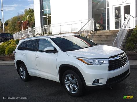 Blizzard Pearl Toyota Highlander Limited AWD Photo GTCarLot Car