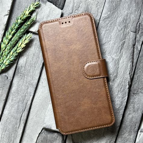 Чехол книжка для Tecno Spark Go 1 Tecno Go 2025 Tecno Pop 9 C магнитной застежкой Техно