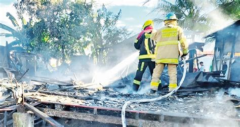 Incendio en el barrio El Bajito de Tumaco dejó dos viviendas destruidas